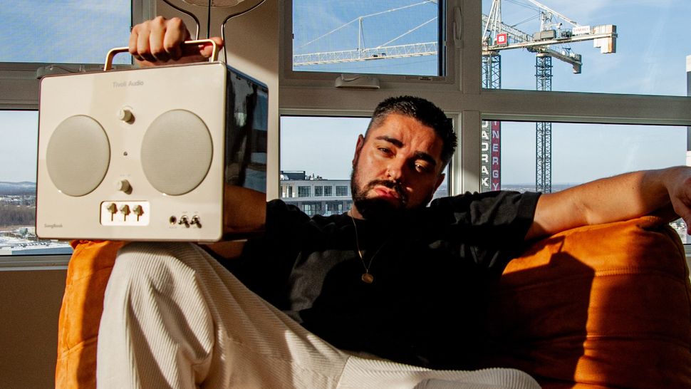 Miss the feel of classic audio kit? Tivoli Songbook and Songbook Max bring retro knobs and ...