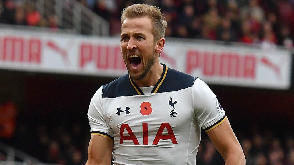 Kane signs new contract with Tottenham | FourFourTwo