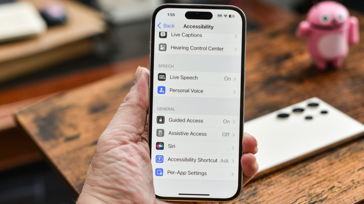 Samsung's assistant Bixby can now speak in your voice and it's just as ...