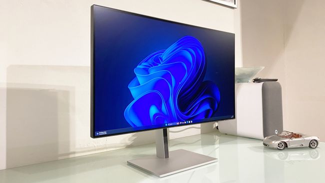 HP Series 7 Pro 727pm business monitor review | TechRadar