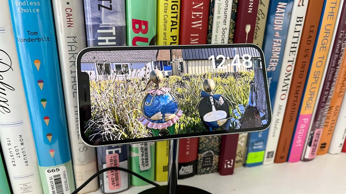 iOS 17's StandBy Mode is amazing — but there’s a huge catch | Tom's Guide