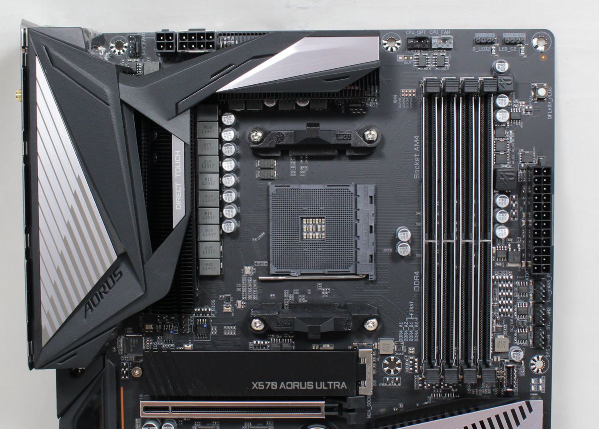Gigabyte X570 Aorus Ultra Motherboard Review: $300 Excellence | Tom's ...