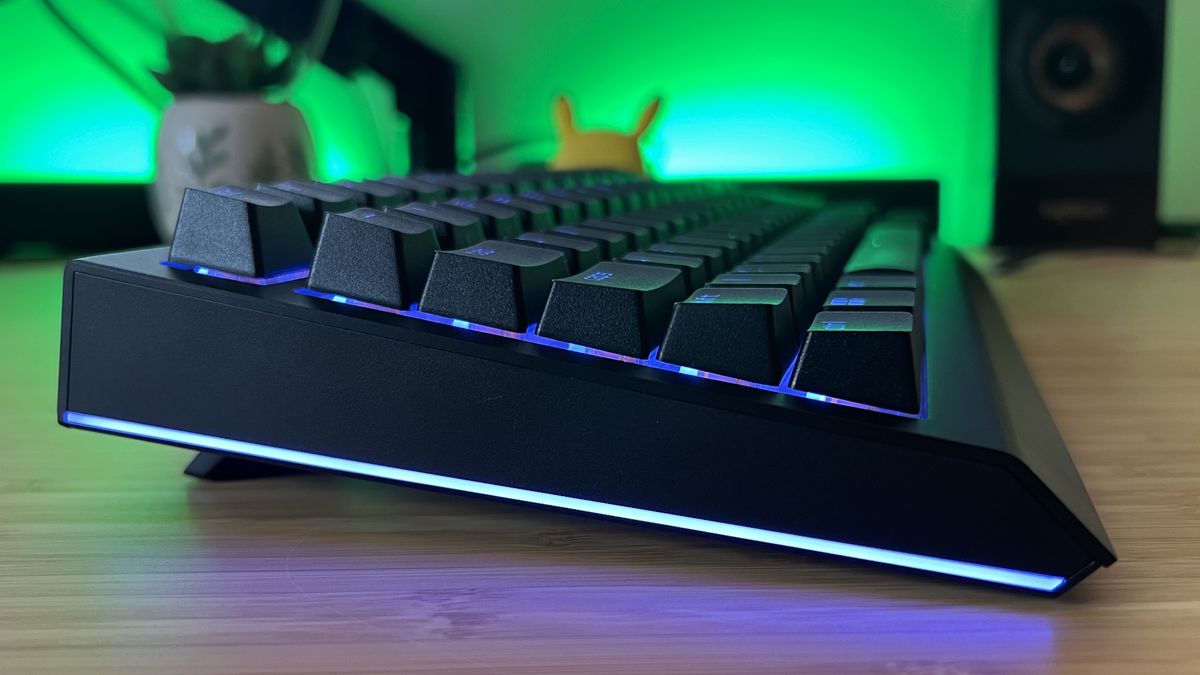 Razer BlackWidow V4 Pro 75% review: "a niche luxury" | GamesRadar+