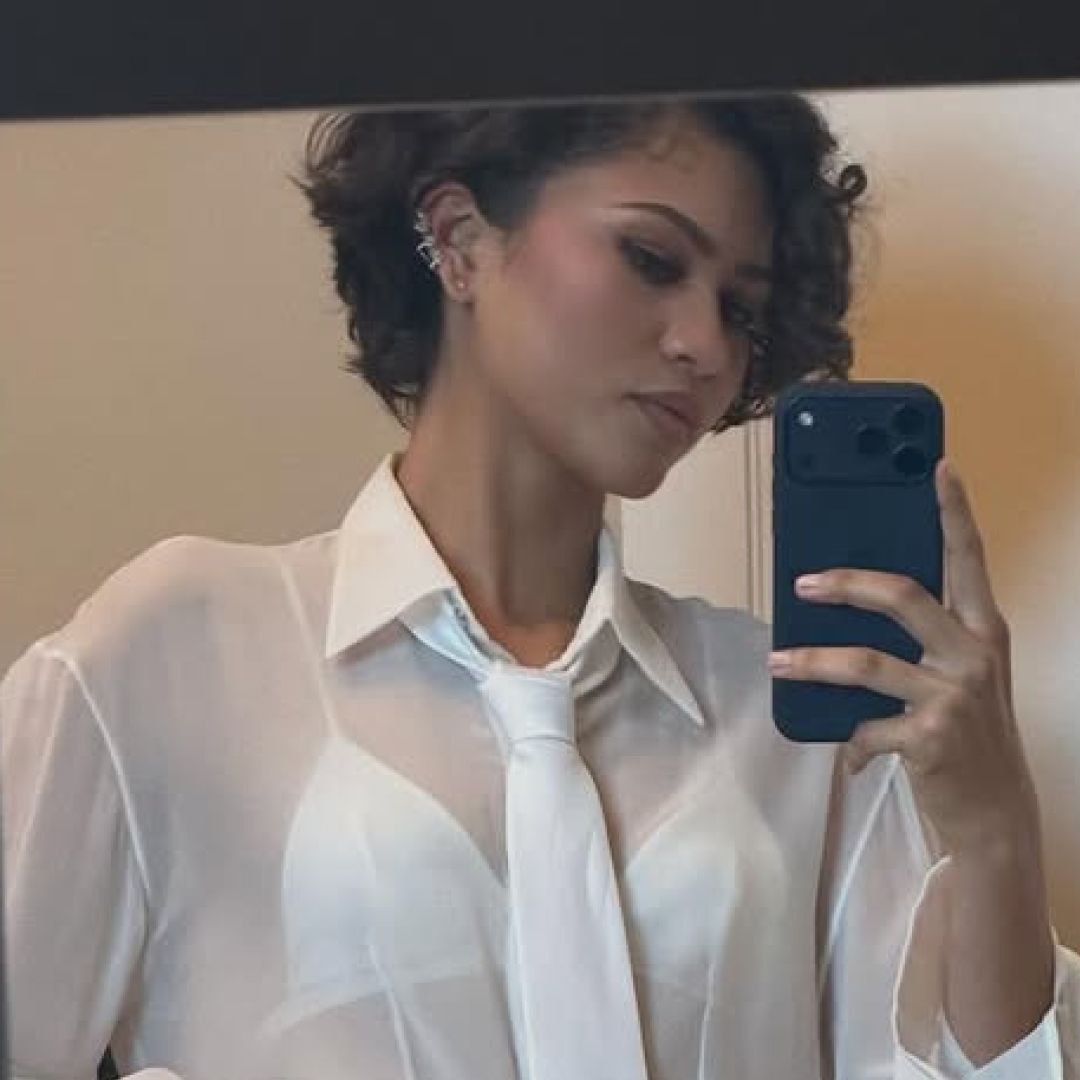 Kaia Gerber Proves Ballet Is Still "Alive" in a Tutu-Inspired Naked ...