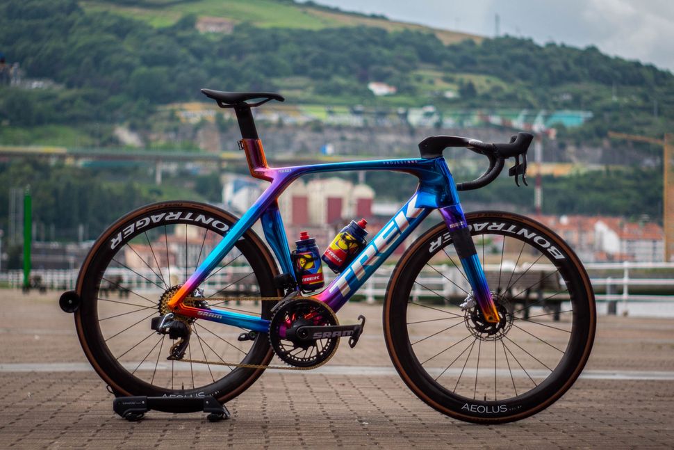 Does Mads Pedersen have the blingest bike at the Tour De France ...