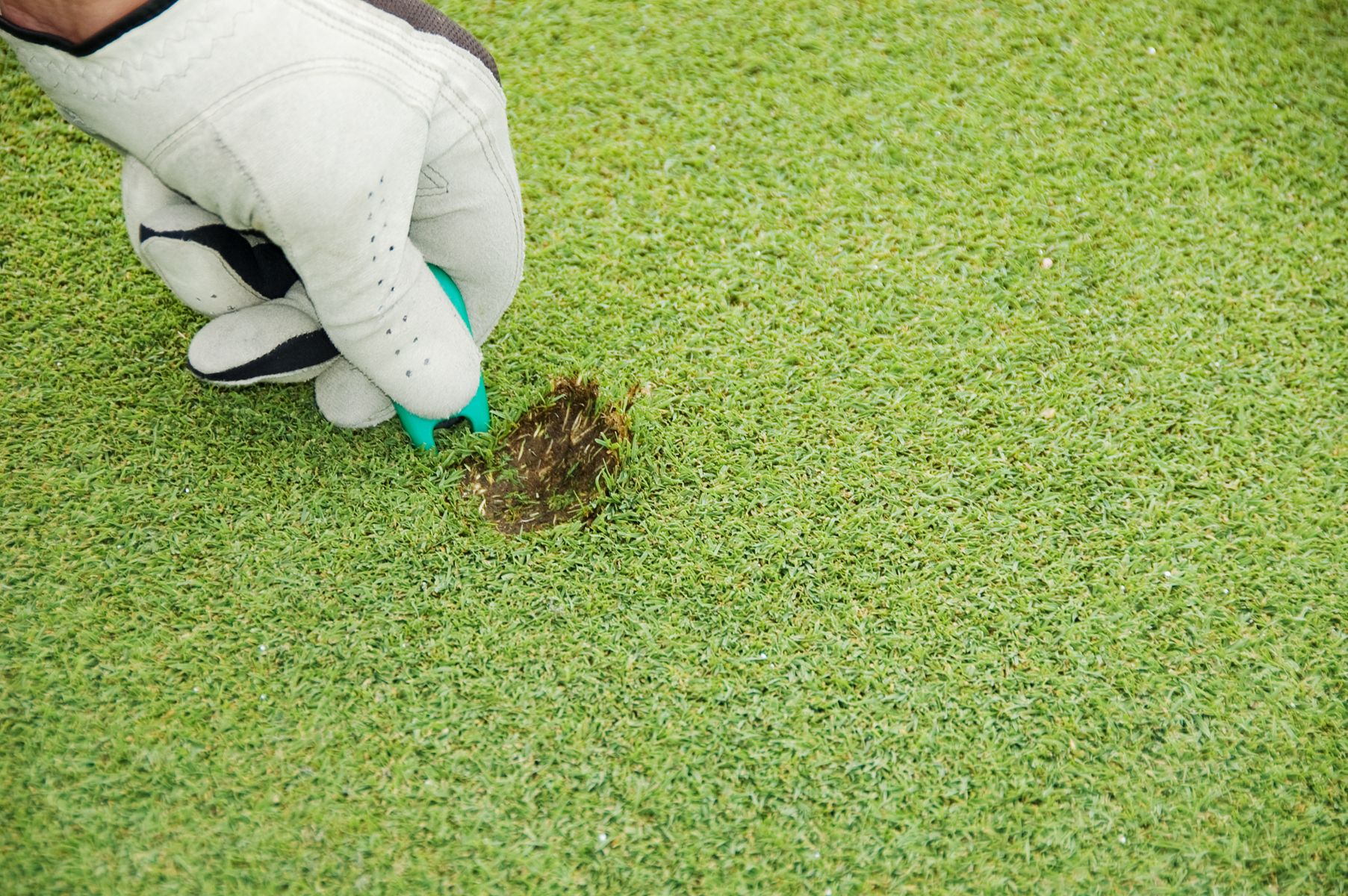 UK Greenkeeper Shares What It's Like To Do The Job In Winter | Golf Monthly