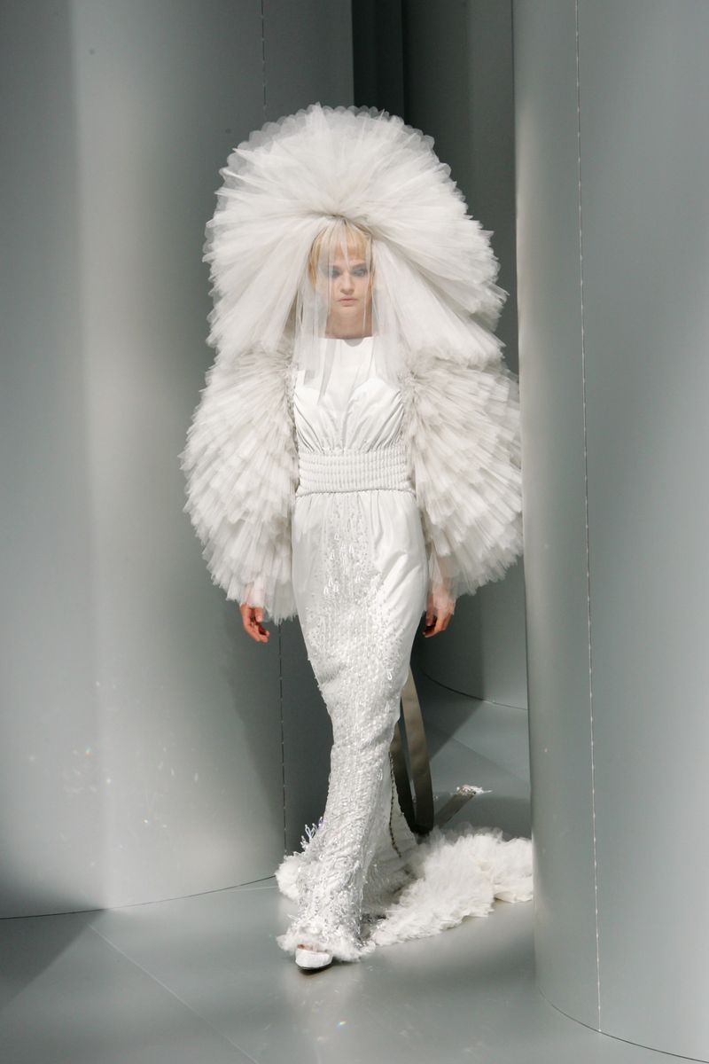 Karl Lagerfeld's 45 Most Iconic Chanel Runway Looks | Marie Claire