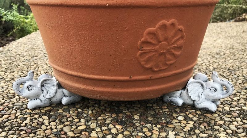 Best pot riser | Real Homes