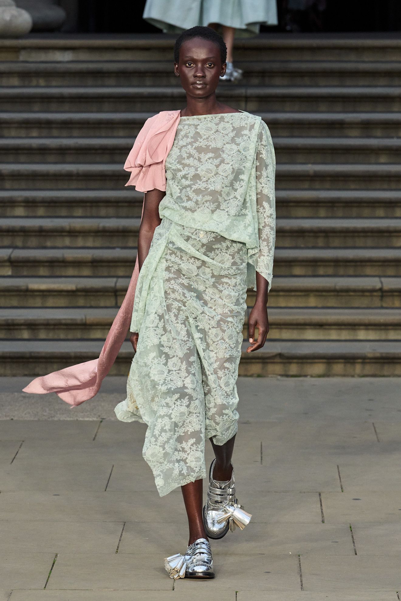 The Pretty Mint Green Color Trend That Will Dominate This Spring | Who ...