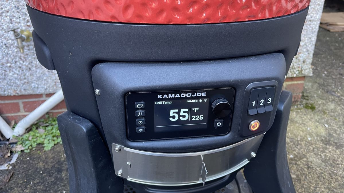 Kamado Joe Konnected Joe Digital Charcoal Grill review | Top Ten Reviews