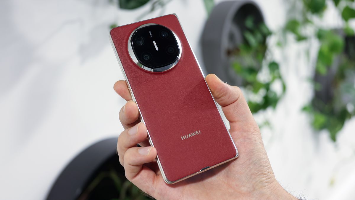 Huawei's Mate X6 is the first variable aperture foldable smartphone – I ...