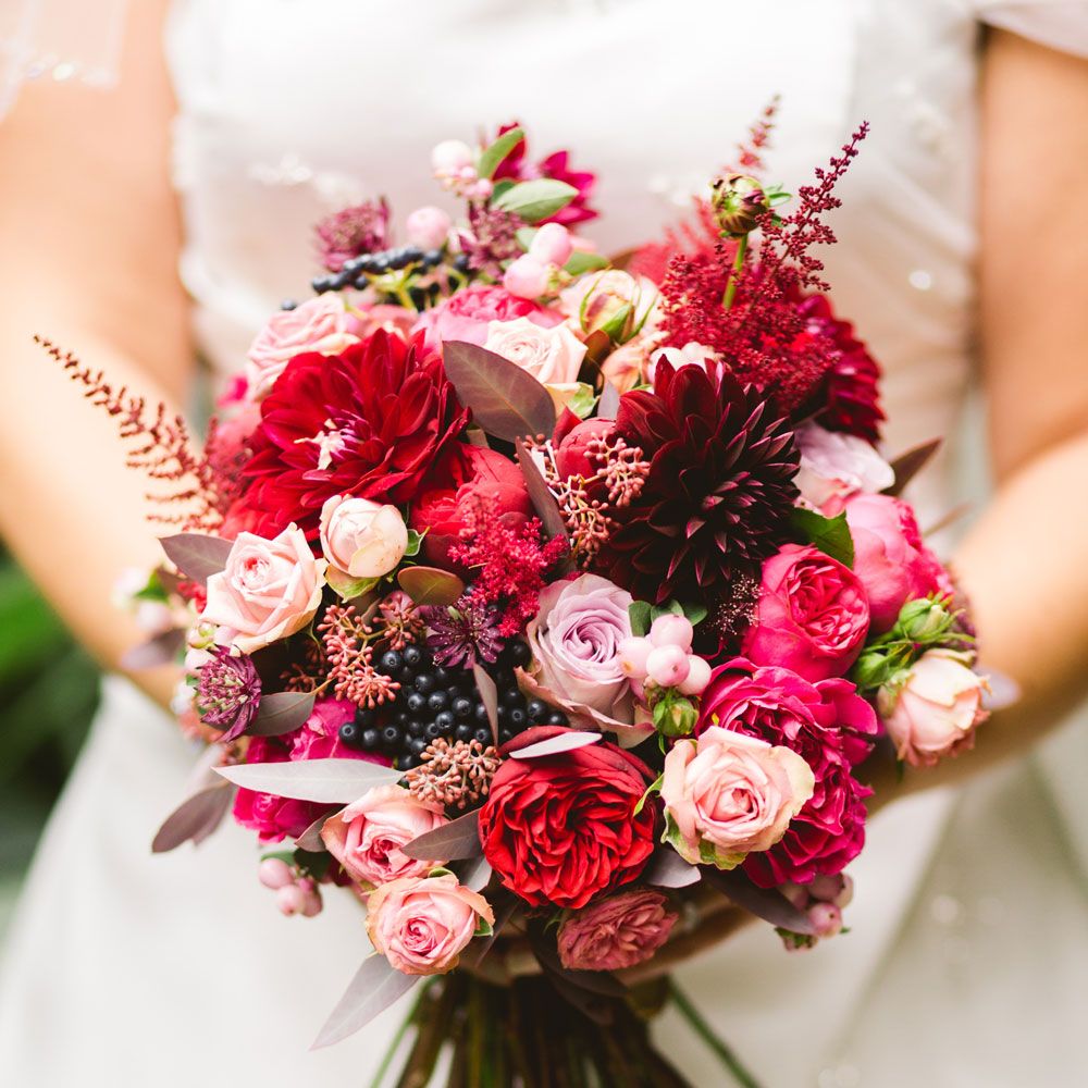 Experts are predicting that THESE will be the hottest flower trends in ...