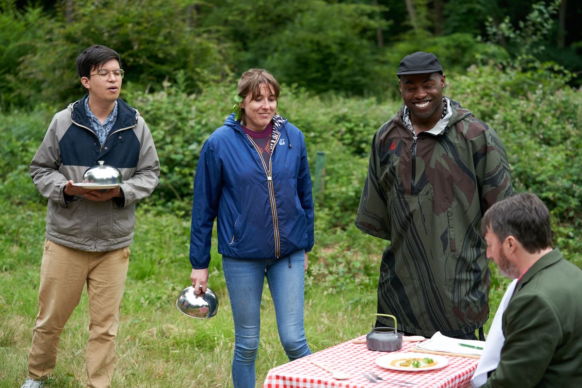 David Mitchell spills the beans on Outsiders season 2 | What to Watch