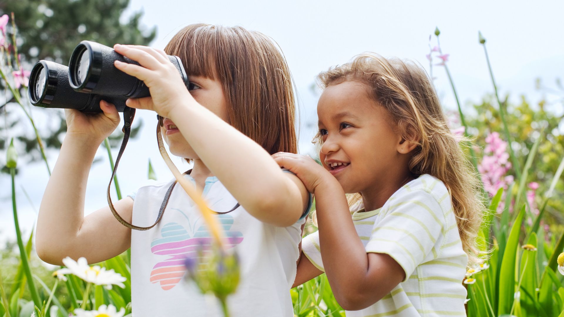 The best binoculars for kids of all ages from toddlers to teenagers ...