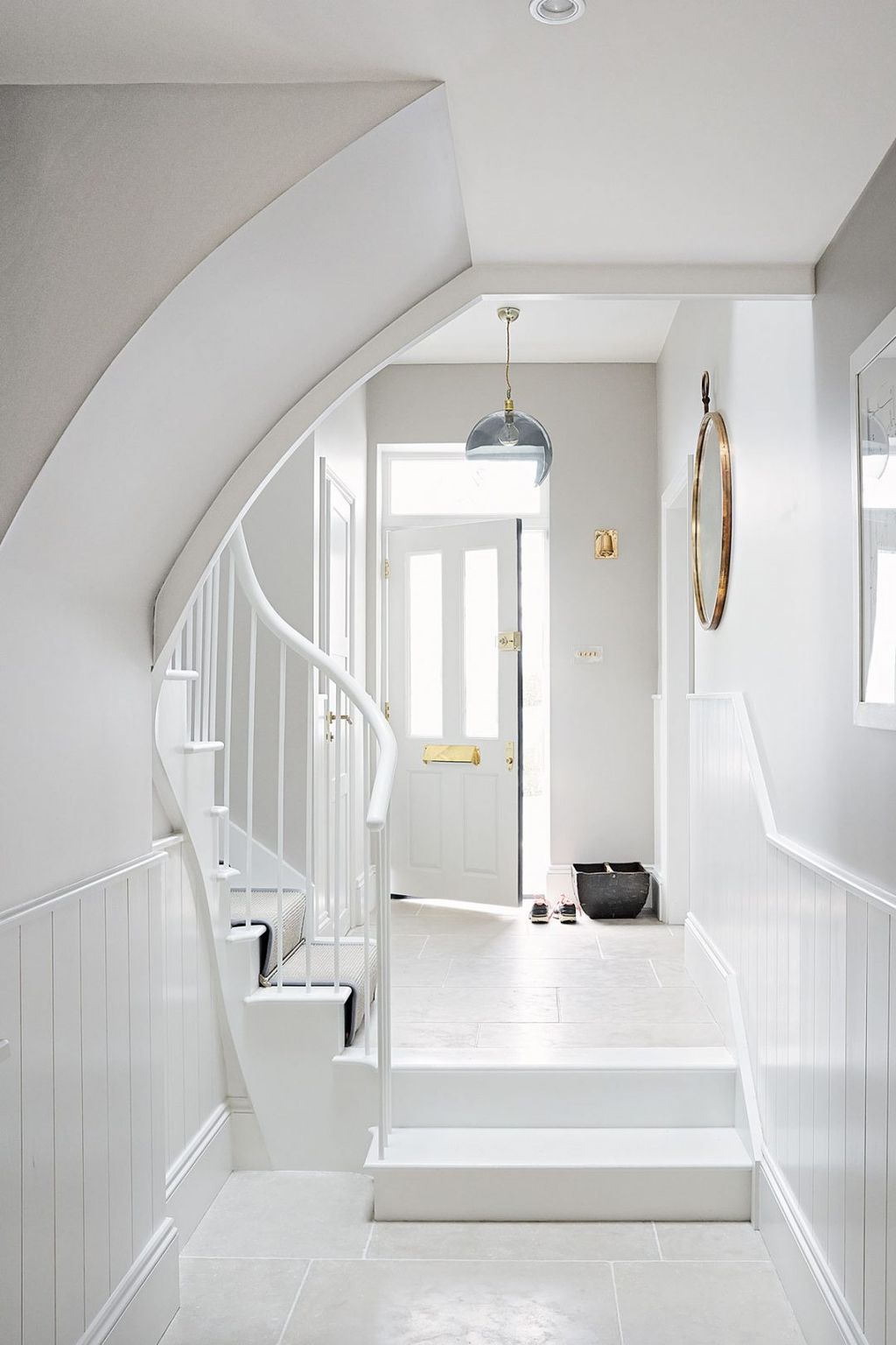 21 hallway floor ideas to create a practical and beautiful entrance to ...
