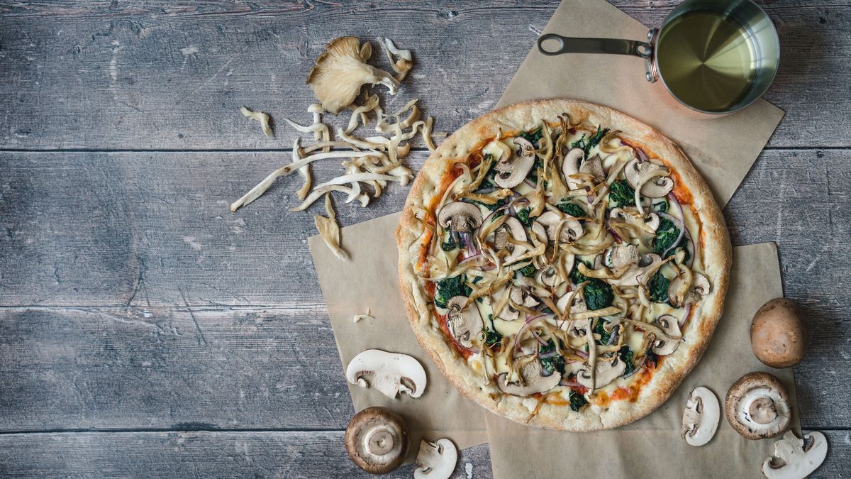 Wild mushroom pizza recipe: try this new take on a classic | Gardeningetc