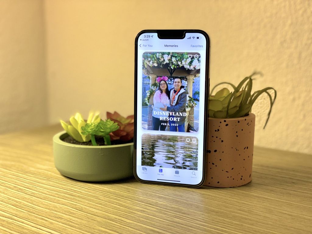 How to use the Photos app for slideshows, setting wallpaper, and ...