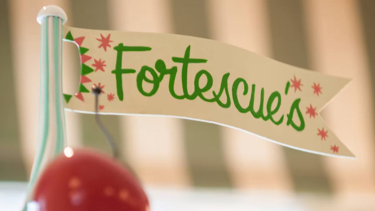 The Wizarding World Of Harry Potter Is Celebrating Butterbeer This ...