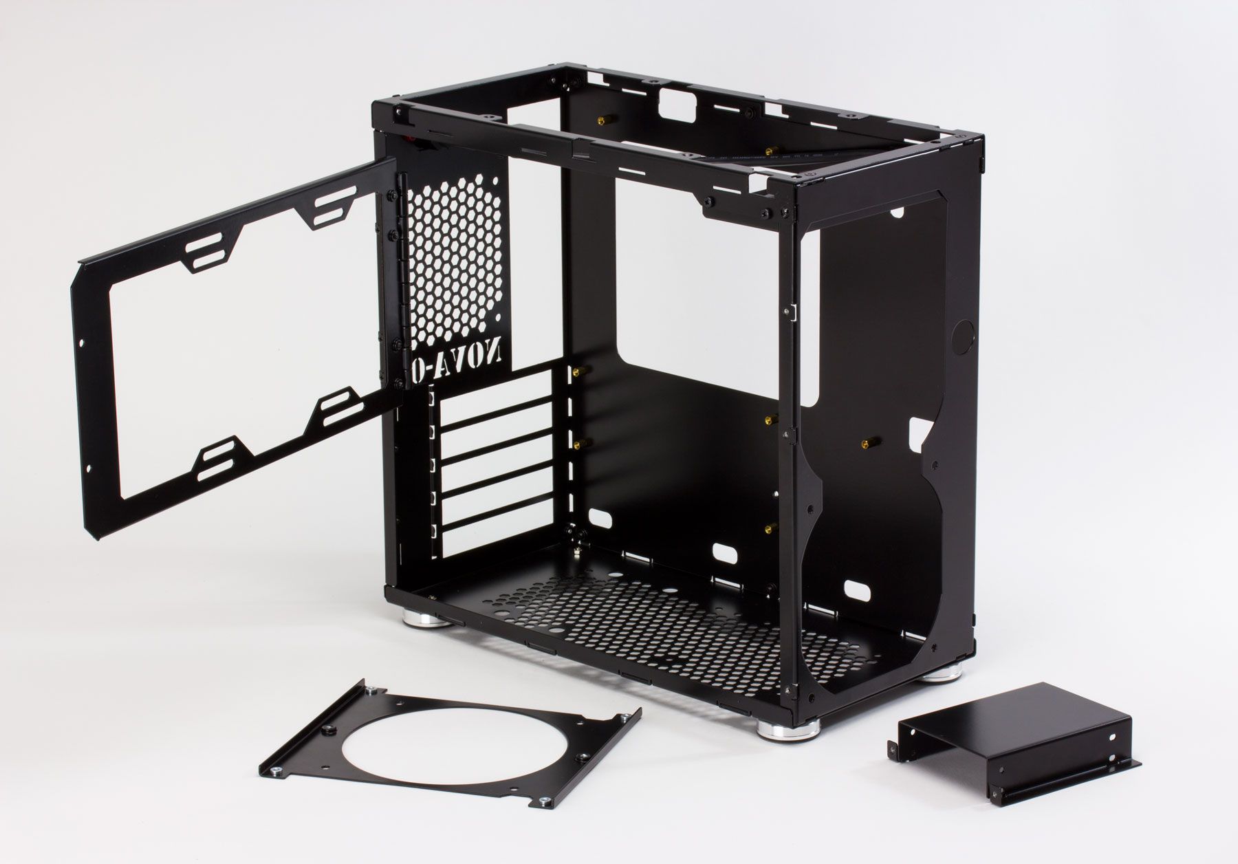 Build of the week: Nova Custom Designed 17.0L 5-Slot mATX Case | PC Gamer