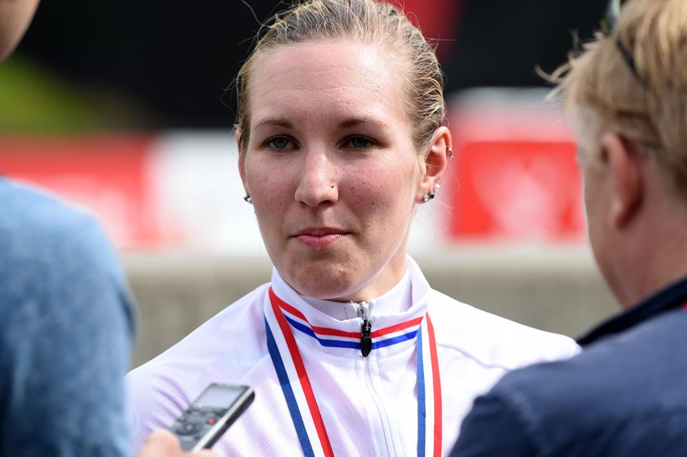 Hayley Simmonds sets new 10-mile time trial record | Cycling Weekly