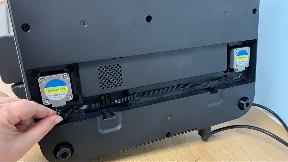 AnkerMake M5C Review: Fast 3D Printing, No Screen | Tom's Hardware