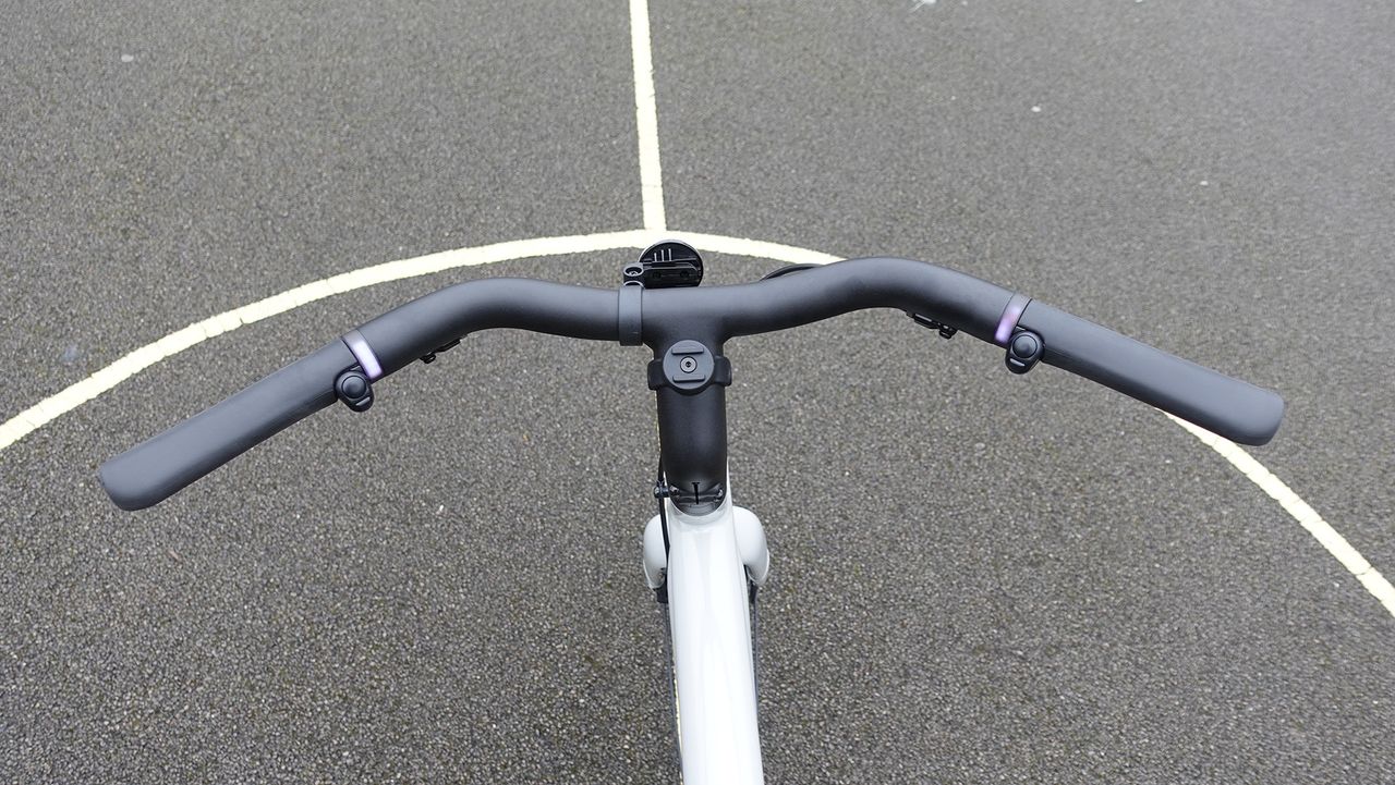 Vanmoof S5 review: The ultimate urban commuter ebike | T3