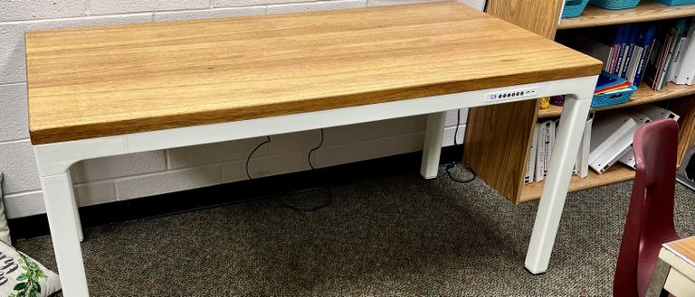 LiftSync Quad Pro electric standing desk review | TechRadar