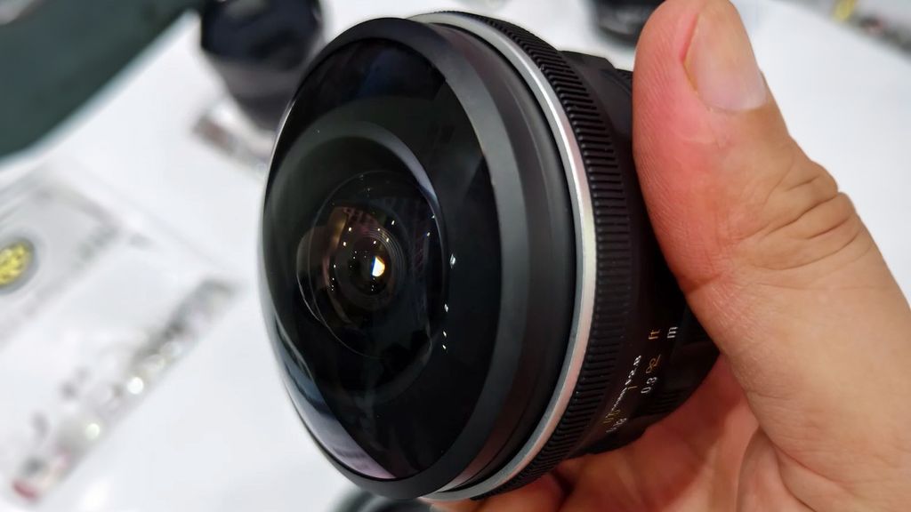 Spotted: new full-frame circular fisheye lens with multiple mount ...