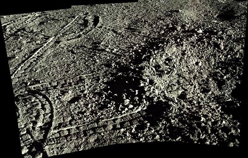 Here's What China's Yutu 2 Rover Found on the Far Side of the Moon ...