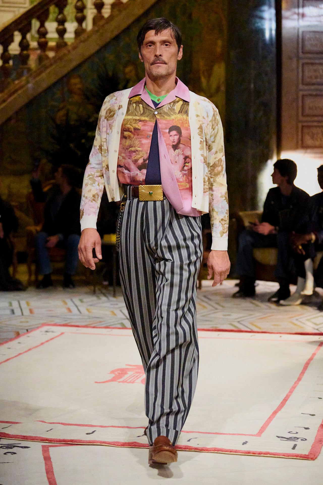 Inside Dario Vitale's Debut Versace Collection for S/S 26 | Who What Wear