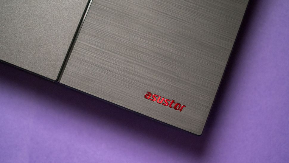 ASUSTOR Flashstor 6 Gen2 FS6806X review: Is this all-flash NAS the real ...