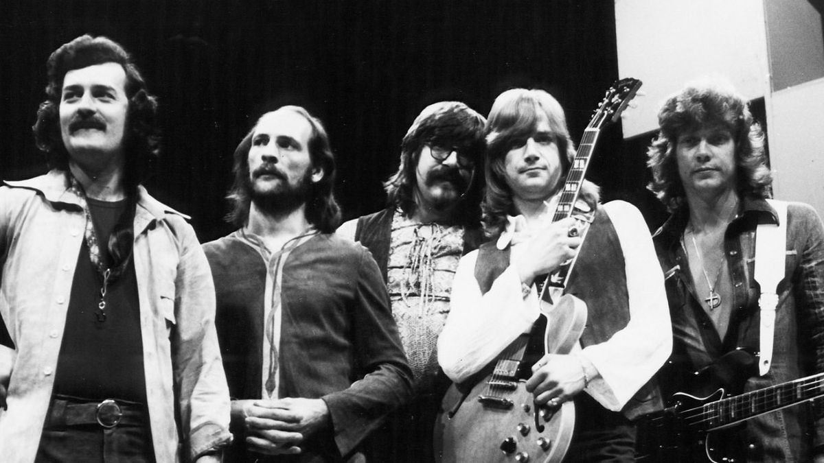 Moody Blues hope for return of Thomas and Pinder | Louder
