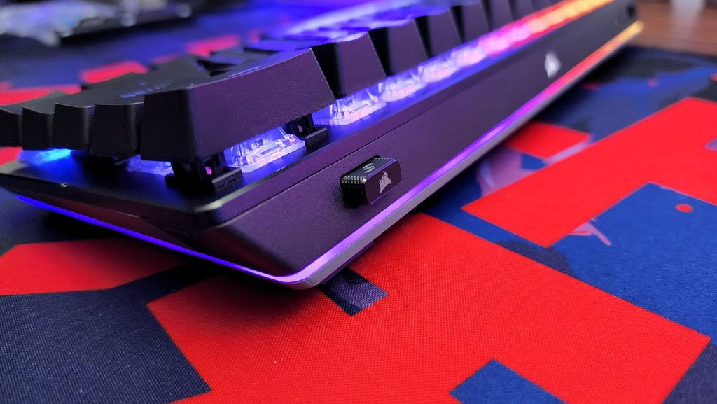 Corsair K70 Pro Mini Wireless Review: Tiny, Versatile and Speedy | Tom ...