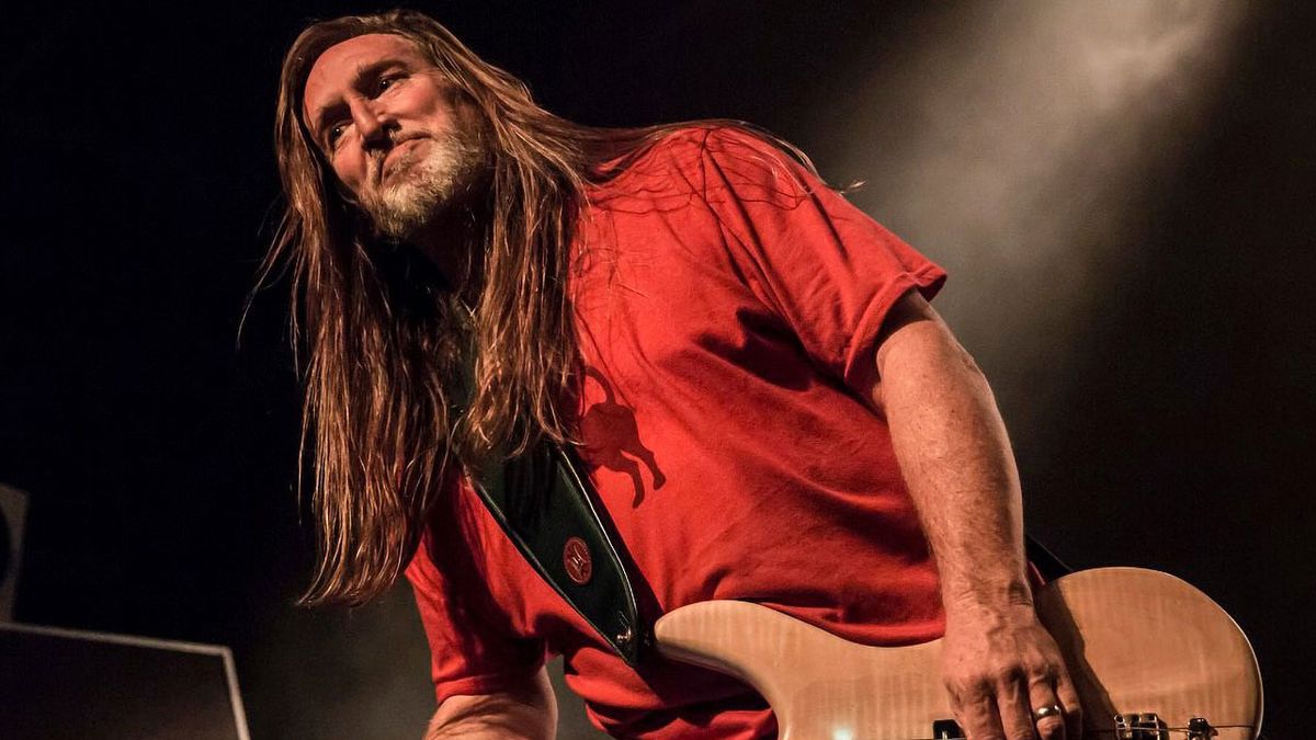 Scott Reeder on the last days of Kyuss, QOTSA and Metallica | Guitar World