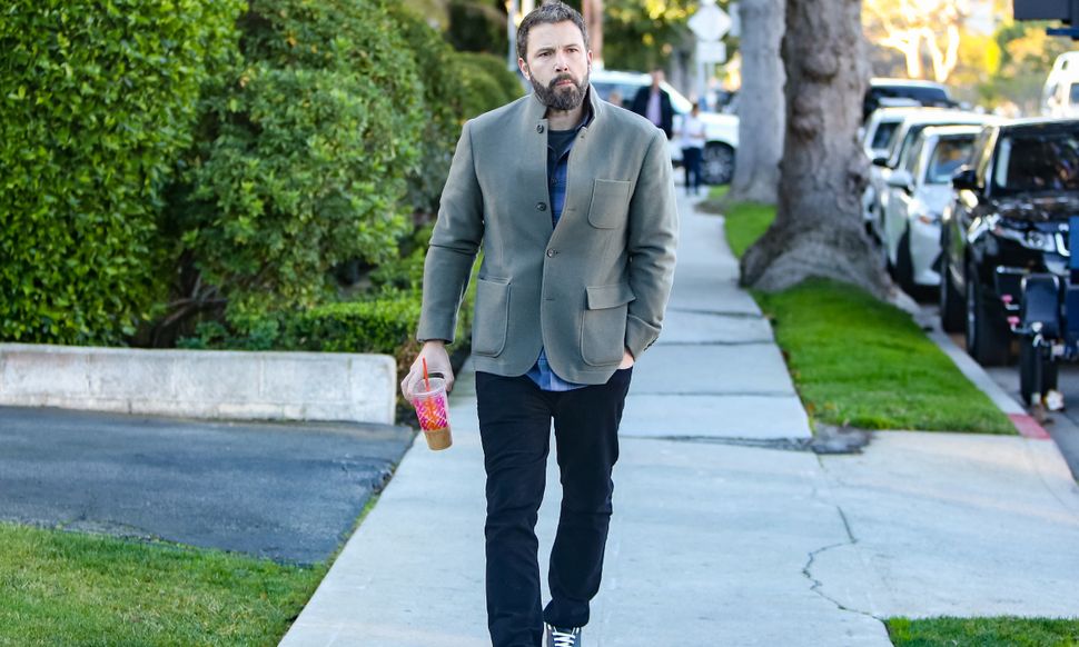 No Big Deal, Just Ben Affleck Serving JLo From A Dunkin' Donuts Drive ...