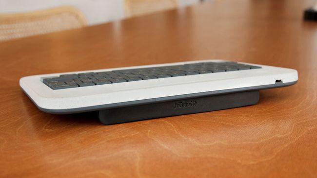 Freewrite Alpha: Is it a minimalist’s dream digial typewriter? | Laptop Mag