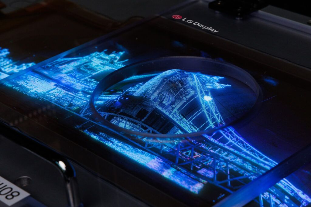 LG's new stretchable display can grow by 50%, bendy panels can be ...