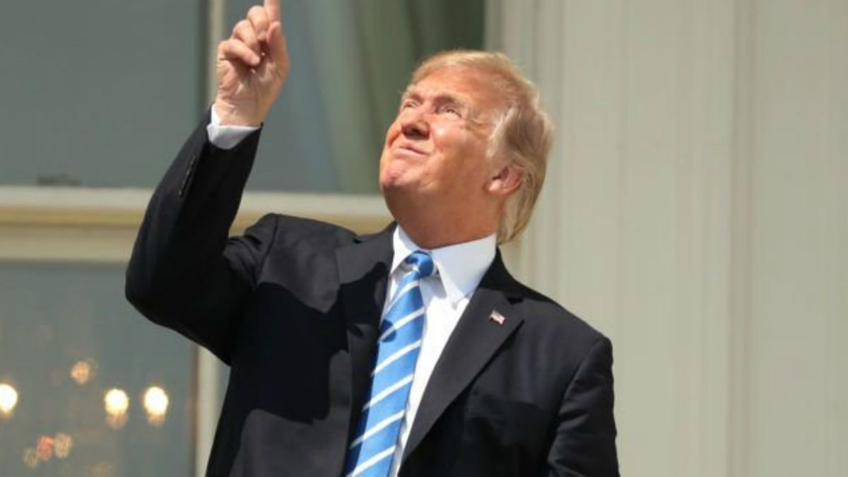 The internet erupts as Trump looks directly into the Sun | The Week
