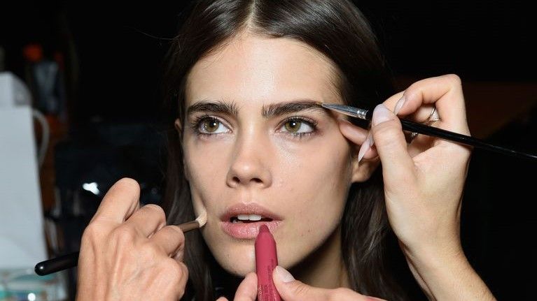 30 Makeup Tips - Celebrity Makeup Artists Reveal Beauty Secrets | Marie ...