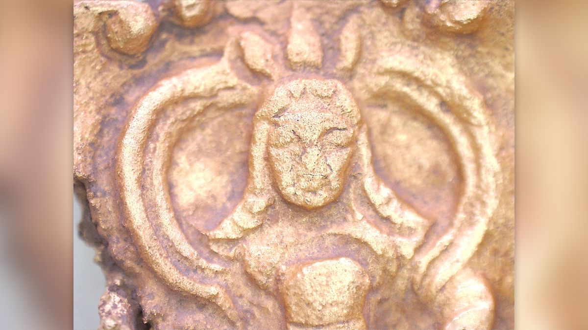 1,500-year-old gold buckles depicting ruler 'majestically sitting on a ...