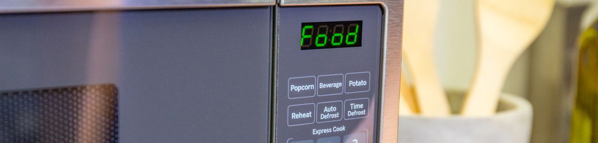 Best Small Microwaves - Compact Countertop Microwave Reviews | Top Ten Reviews