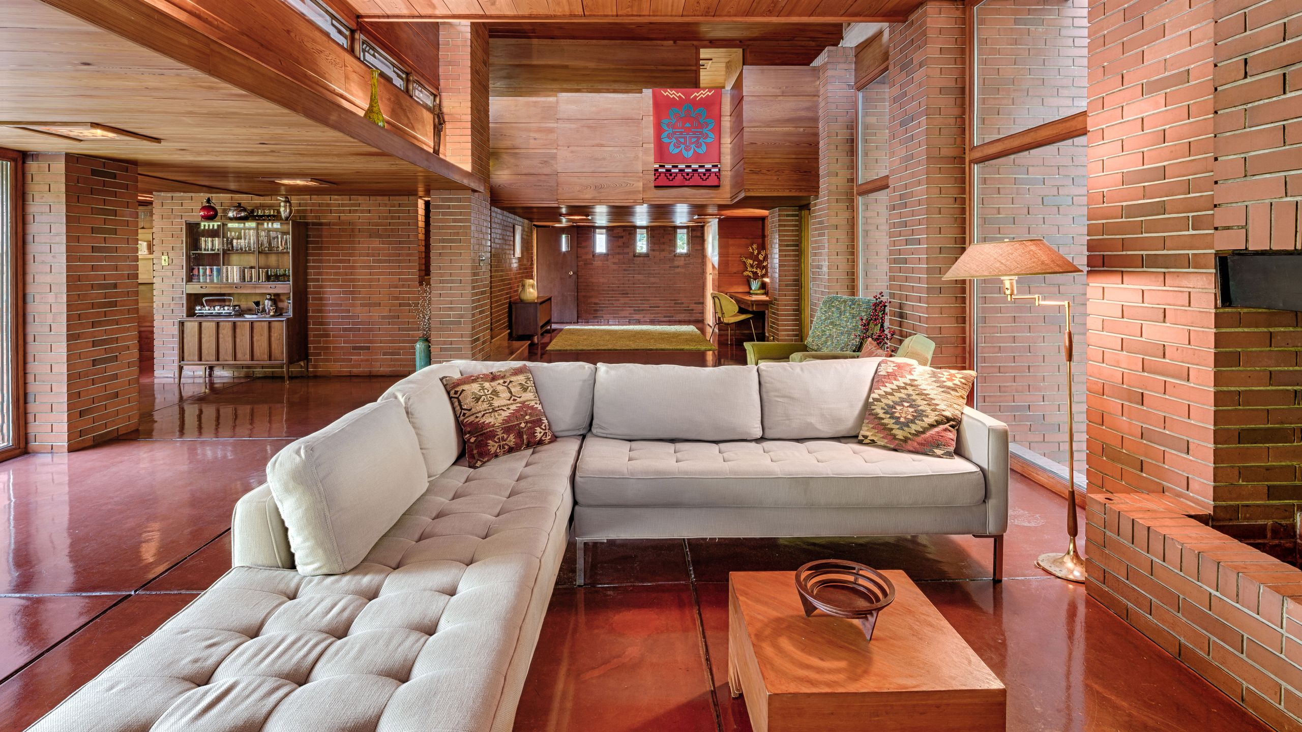 Inside Schwartz House – Frank Lloyd Wright's midwestern home | Livingetc