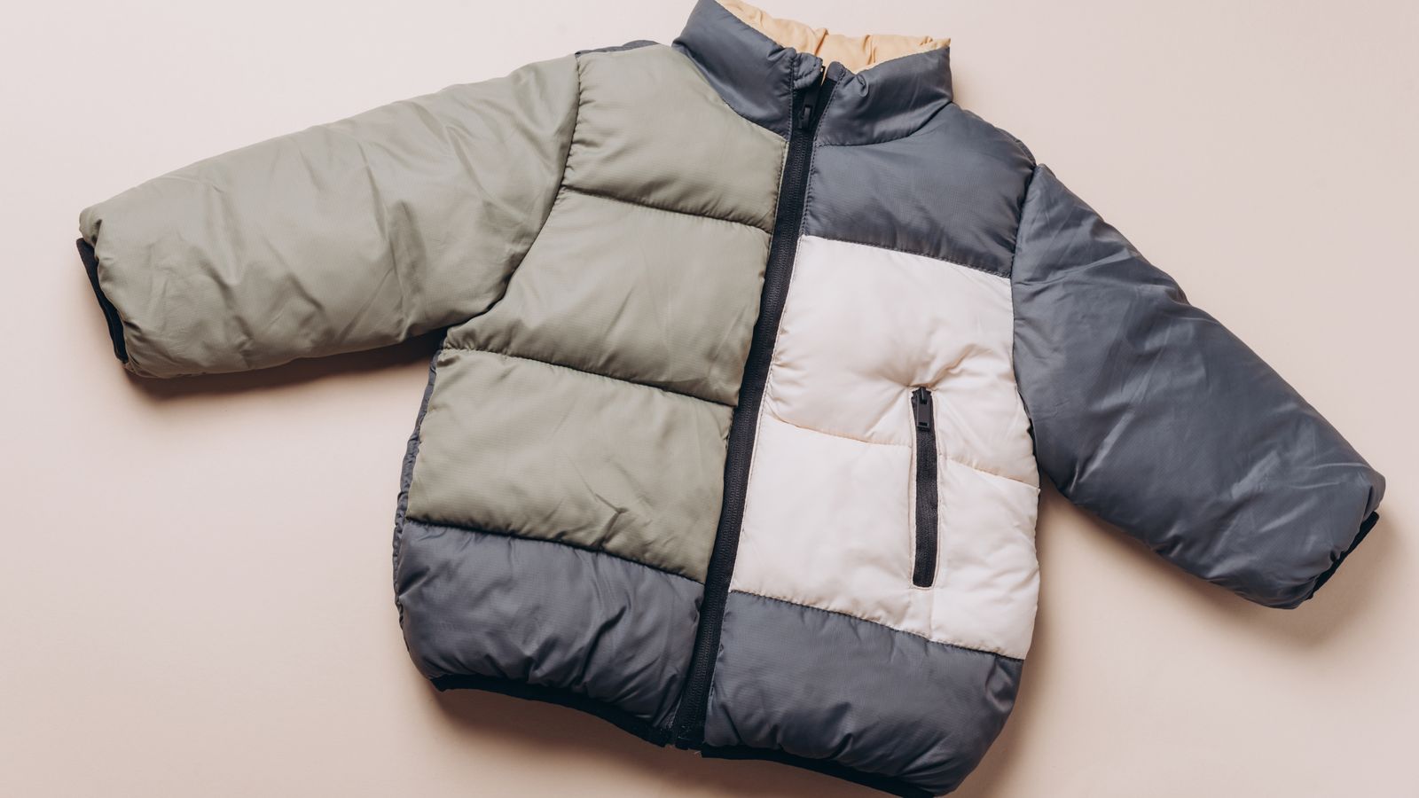 How to wash a puffer jacket at home and keep its shape | Real Homes