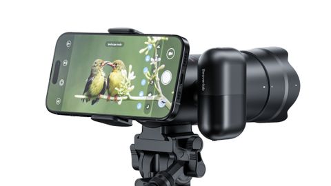 “World’s lightest Super Telephoto Camera” launches with massive 2000mm ...