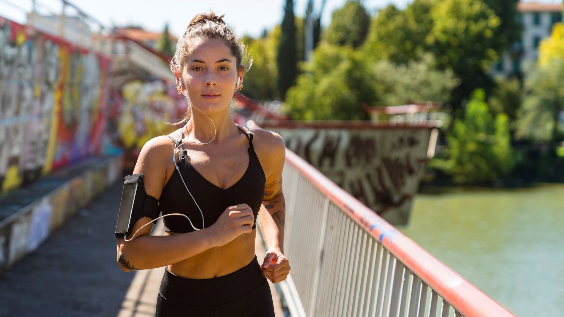 A psychiatrist says this one thing about your heart rate could be the ...