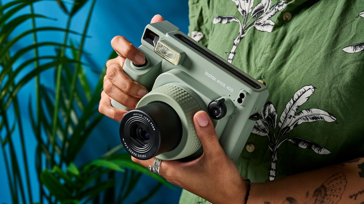 Fujifilm Instax Wide 400 review | Tom's Guide