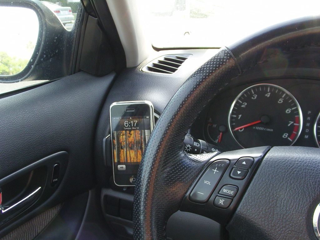 Review: iGrip Universal Vent Car Mount | iMore