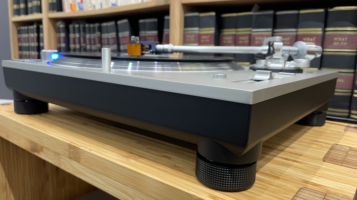 Technics SL-1200GR2 review: a turntable with terrific build quality ...