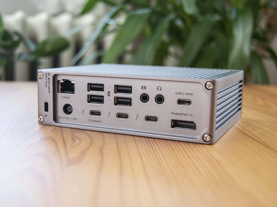 HP Thunderbolt G4 Dock review: HP's new dock focuses on security ...