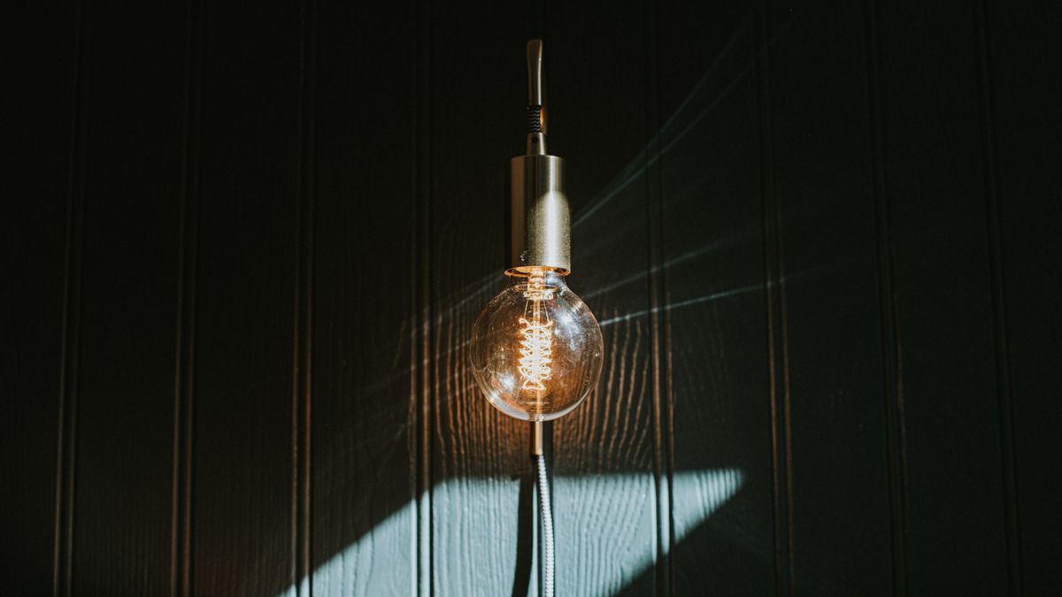 Flickering lights in the house? Common causes and how to deal with them ...